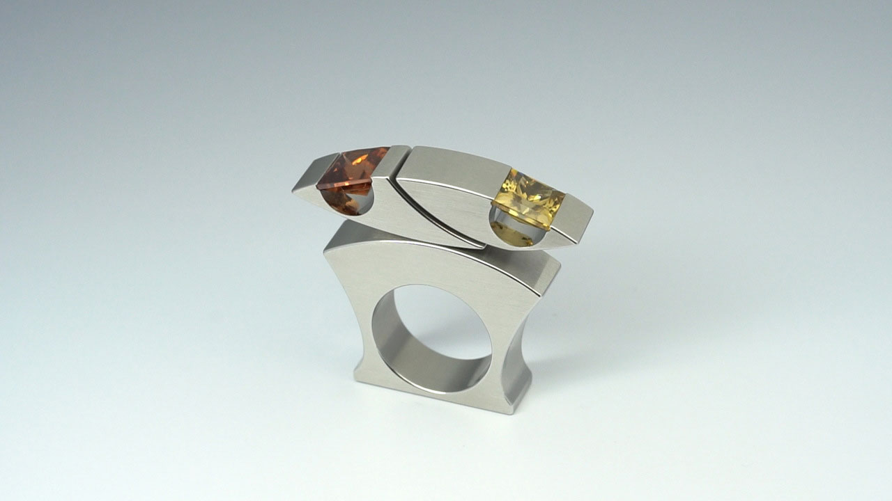 kinetic jewelry and objects made of gold and stainless steel